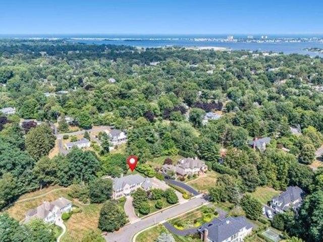 house with 5 bedroom, Little Silver NJ ES105205408