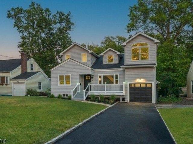 house with 5 bedroom, Livingston NJ DS104408200