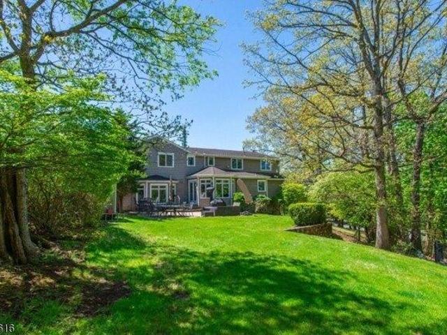 house with 5 bedroom, Livingston NJ ES104443226