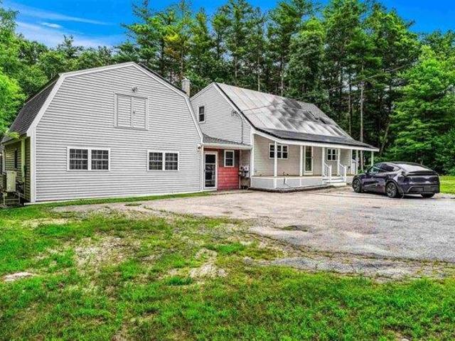 house with 5 bedroom, Londonderry NH DS104010170