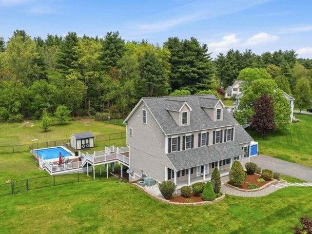 house with 5 bedroom, Londonderry NH ES103968560