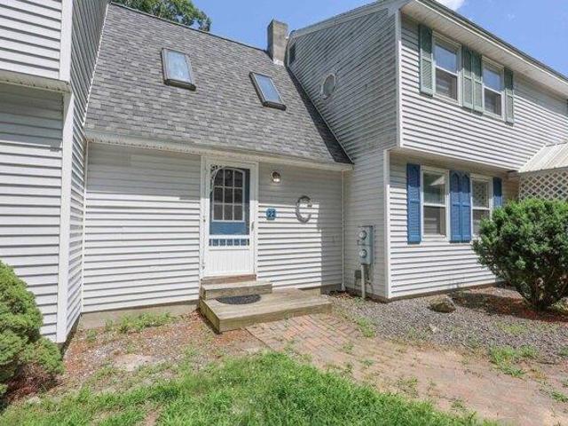 house with 5 bedroom, Londonderry NH ES104192331