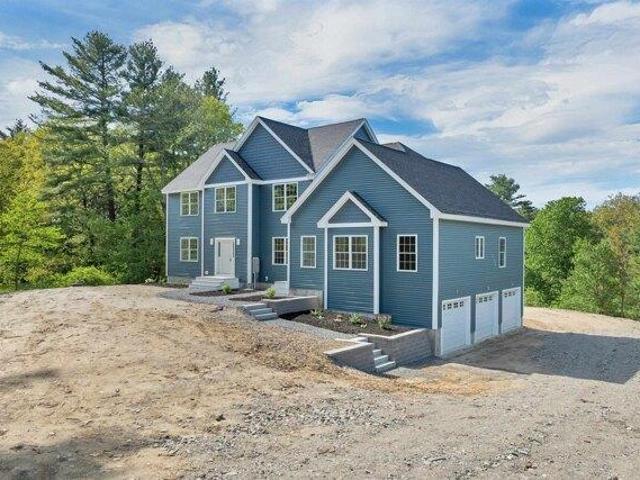 house with 5 bedroom, Londonderry NH ES104514152