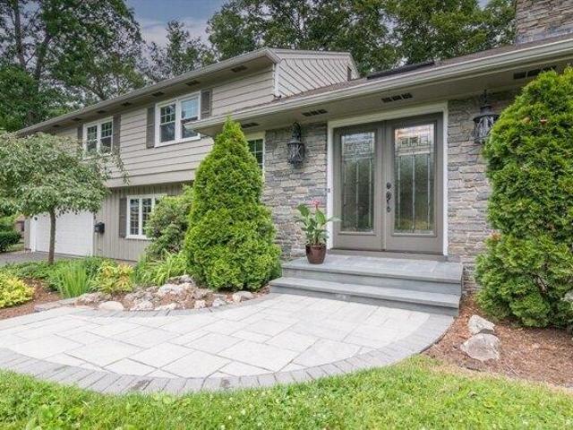 house with 5 bedroom, Longmeadow MA DS104298850