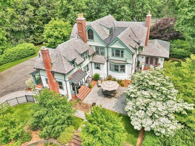 house with 5 bedroom, Longmeadow MA DS103807145
