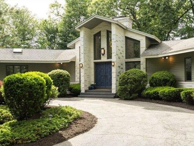 house with 5 bedroom, Longmeadow MA ES104263720