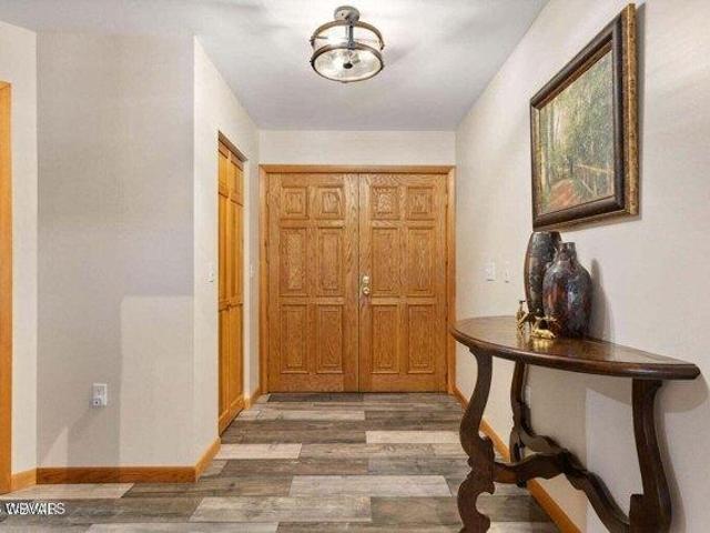 house with 5 bedroom, Loganton PA ES103627993