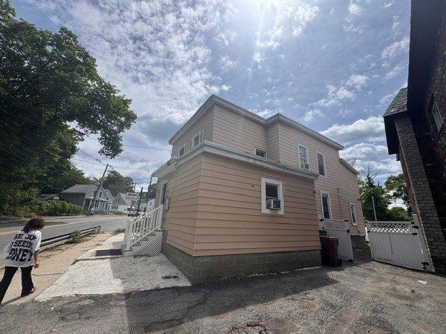 house with 5 bedroom, Lowell MA DS103018951