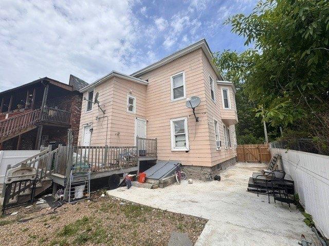 house with 5 bedroom, Lowell MA ES103018951