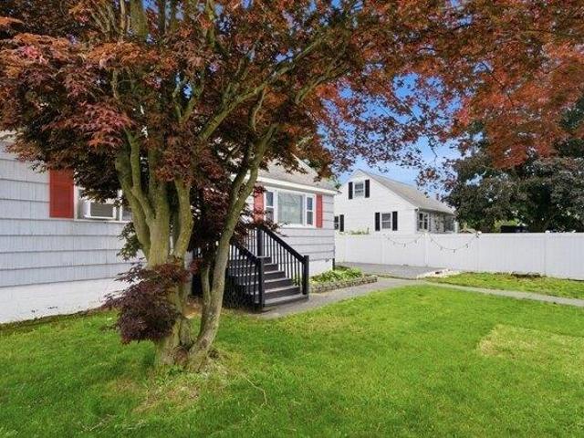house with 5 bedroom, Lowell MA ES103099106