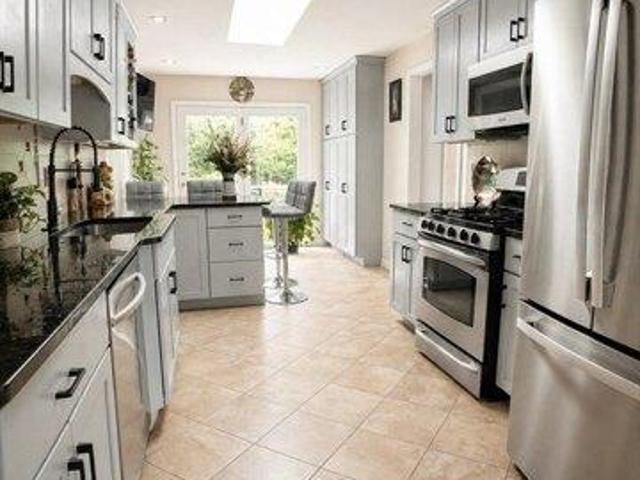 house with 5 bedroom, Ludlow MA ES105059604