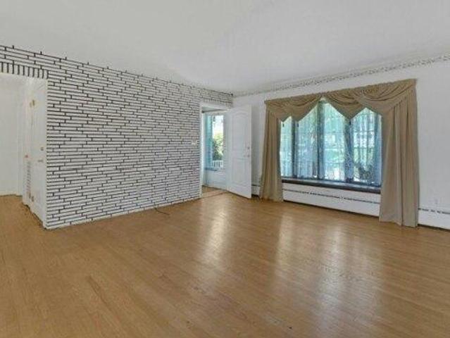 house with 5 bedroom, Lyndhurst NJ ES104543371