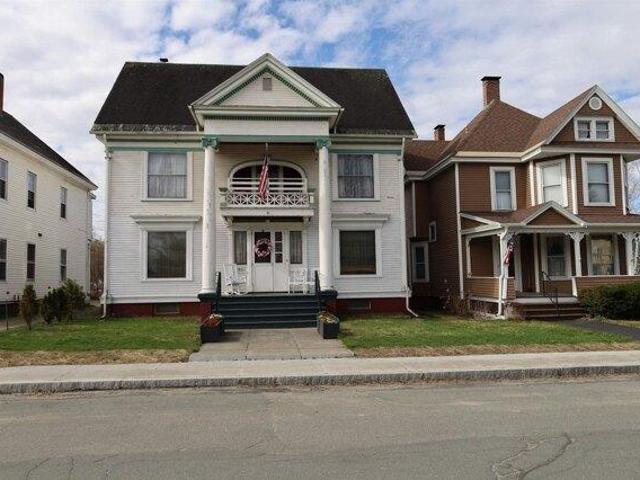 house with 5 bedroom, Lyndon VT ES103098354