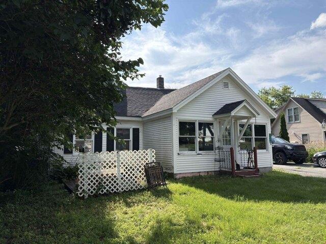 house with 5 bedroom, Lyndon VT ES105125776
