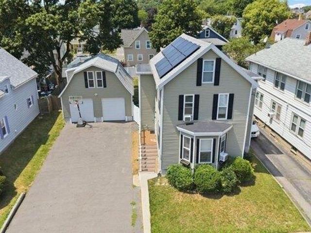 house with 5 bedroom, Lynn MA ES104850384