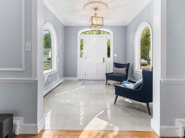 house with 5 bedroom, Lynn MA ES105041316