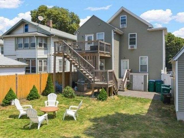 house with 5 bedroom, Lynn MA ES105105796