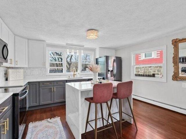 house with 5 bedroom, Lynn MA ES102859902
