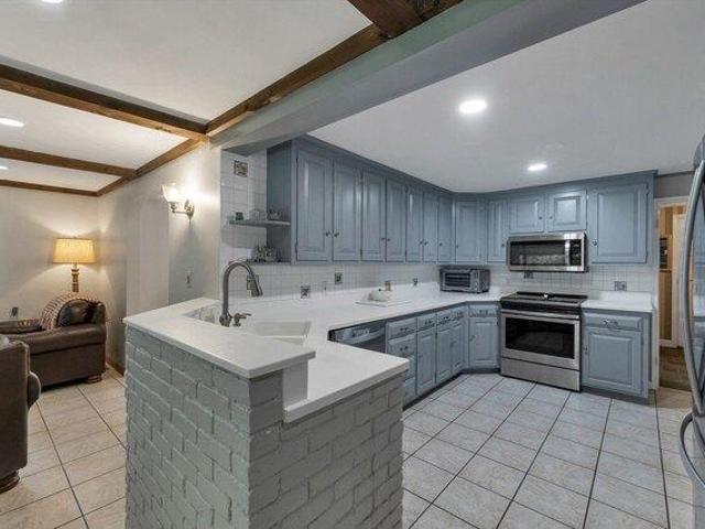 house with 5 bedroom, Lynnfield MA DS103128374