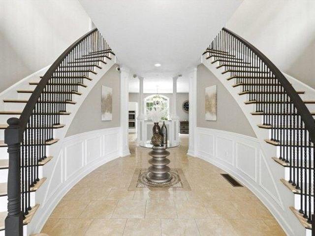 house with 5 bedroom, Lynnfield MA DS104295572
