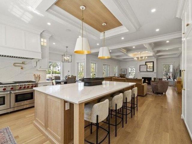 house with 5 bedroom, Lynnfield MA ES103494077