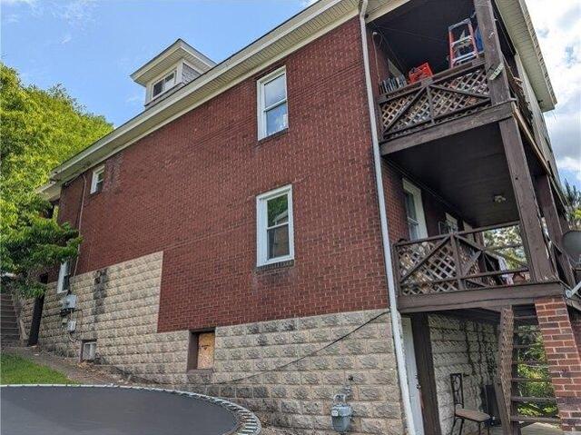 house with 5 bedroom, McKees Rocks PA ES103624326