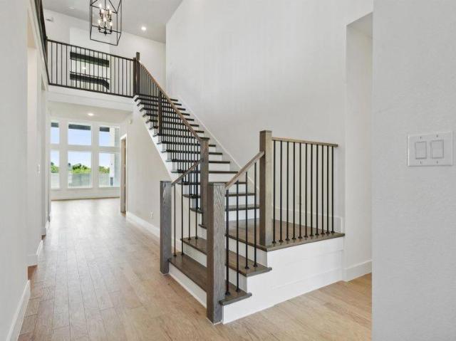 house with 5 bedroom, Mckinney TX ES100973234