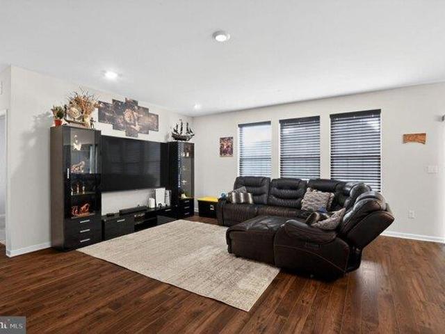 house with 5 bedroom, Manahawkin NJ DLS102281838