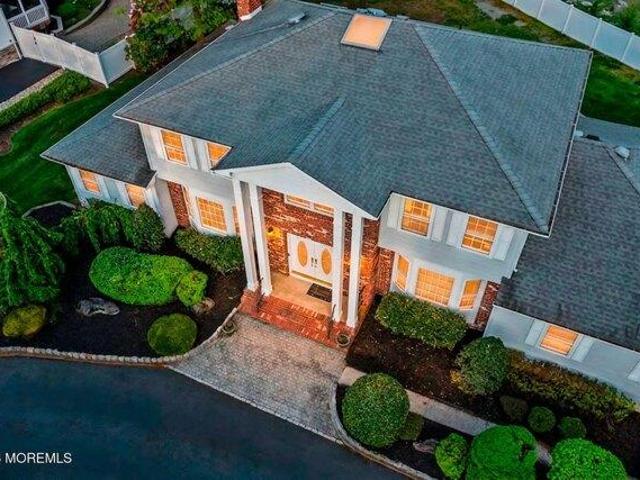 house with 5 bedroom, Manalapan NJ DLS102775421