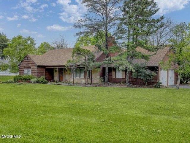 house with 5 bedroom, Manalapan NJ DS102565855
