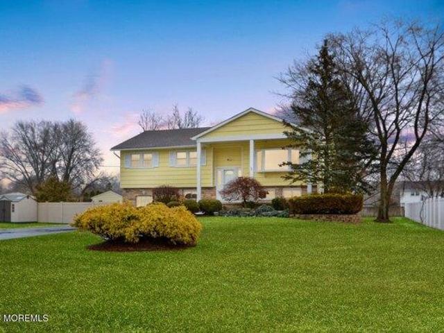 house with 5 bedroom, Manalapan NJ DS102586182