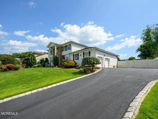 house with 5 bedroom, Manalapan NJ DS102725430