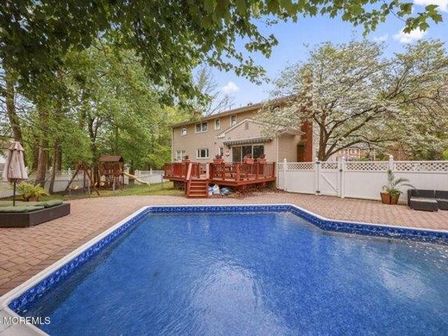 house with 5 bedroom, Manalapan NJ DS102725700