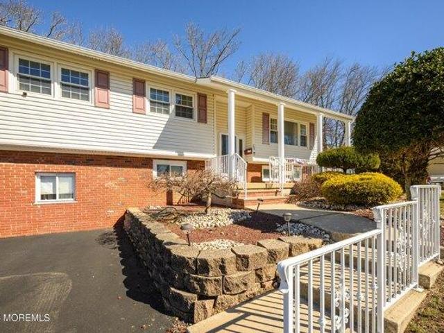 house with 5 bedroom, Manalapan NJ DS102282725