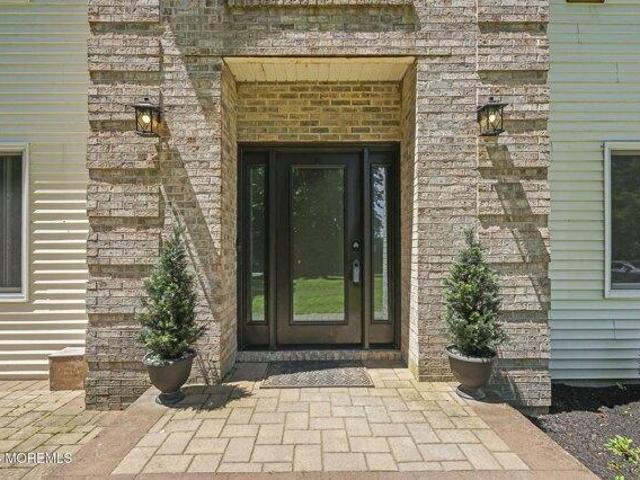 house with 5 bedroom, Manalapan NJ DS104408376