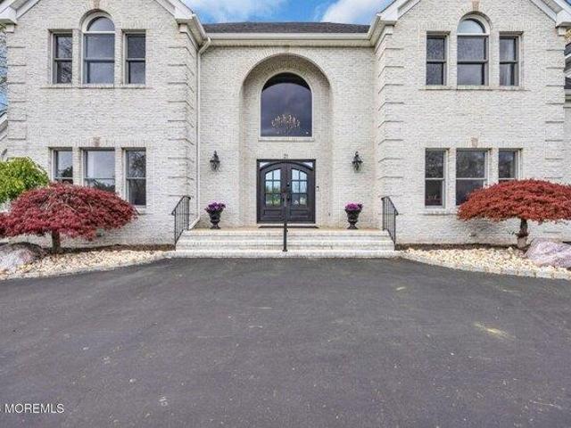 house with 5 bedroom, Manalapan NJ ES104567500