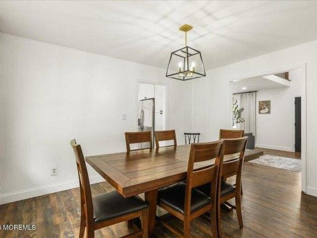 house with 5 bedroom, Manalapan NJ ES104853597