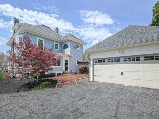 house with 5 bedroom, Manchester NH DLS102725498
