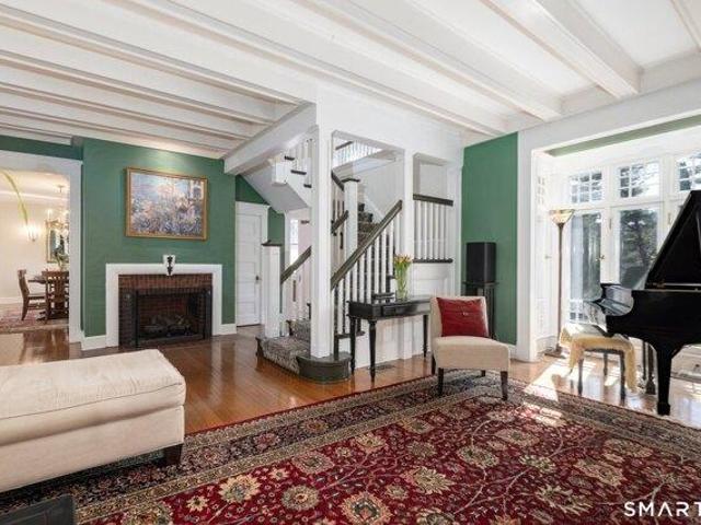 house with 5 bedroom, Manchester CT ES104906815