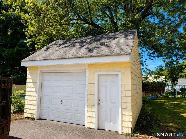 house with 5 bedroom, Manchester CT ES104909131