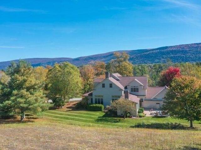 house with 5 bedroom, Manchester VT DLS101896840