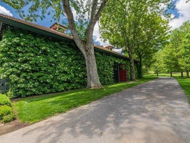 house with 5 bedroom, Manchester VT ES105104722