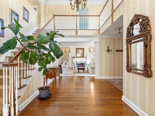 house with 5 bedroom, Manhasset NY ES105203493