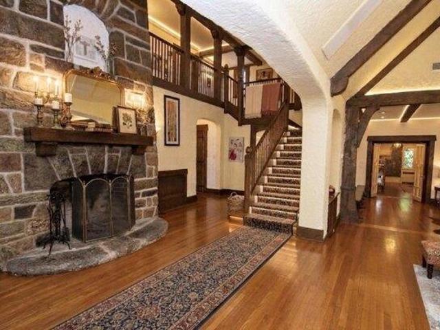 house with 5 bedroom, Manhasset NY ES105208197