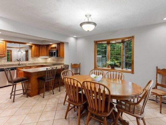house with 5 bedroom, Mansfield MA DS103968064