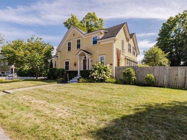 house with 5 bedroom, Mansfield MA DS104192055