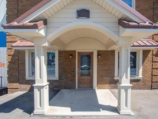 house with 5 bedroom, Madawaska ME ES104689468