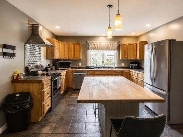 house with 5 bedroom, Madison ME DS103439036