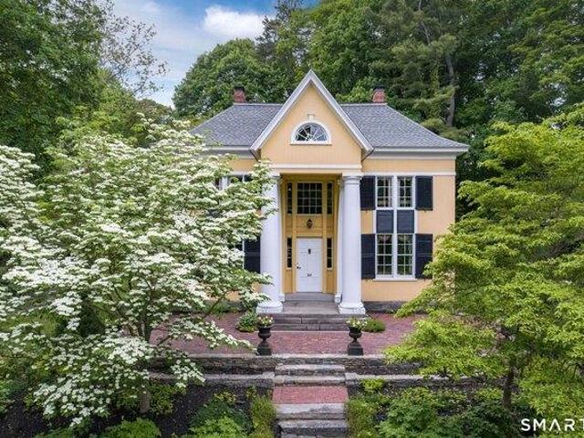 house with 5 bedroom, Madison CT DLS102279909