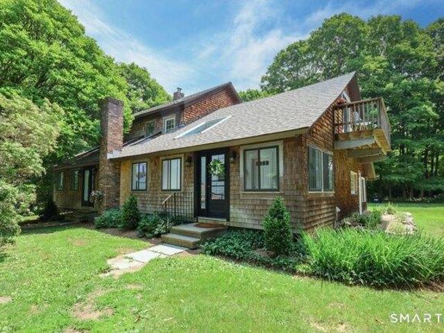 house with 5 bedroom, Madison CT ES104788987